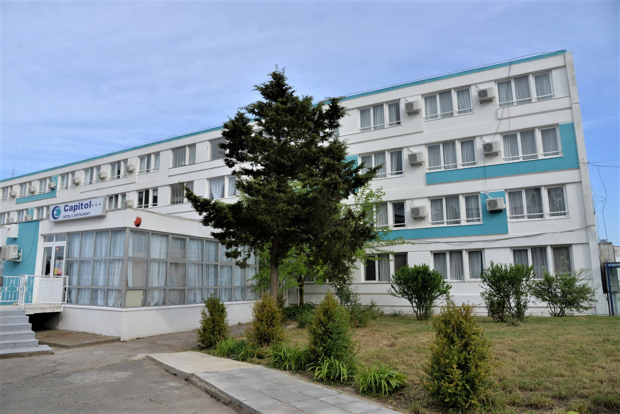 Hoteluri de 2, 3 și 4* sunt scoase la vânzare în Eforie Nord și Eforie Sud