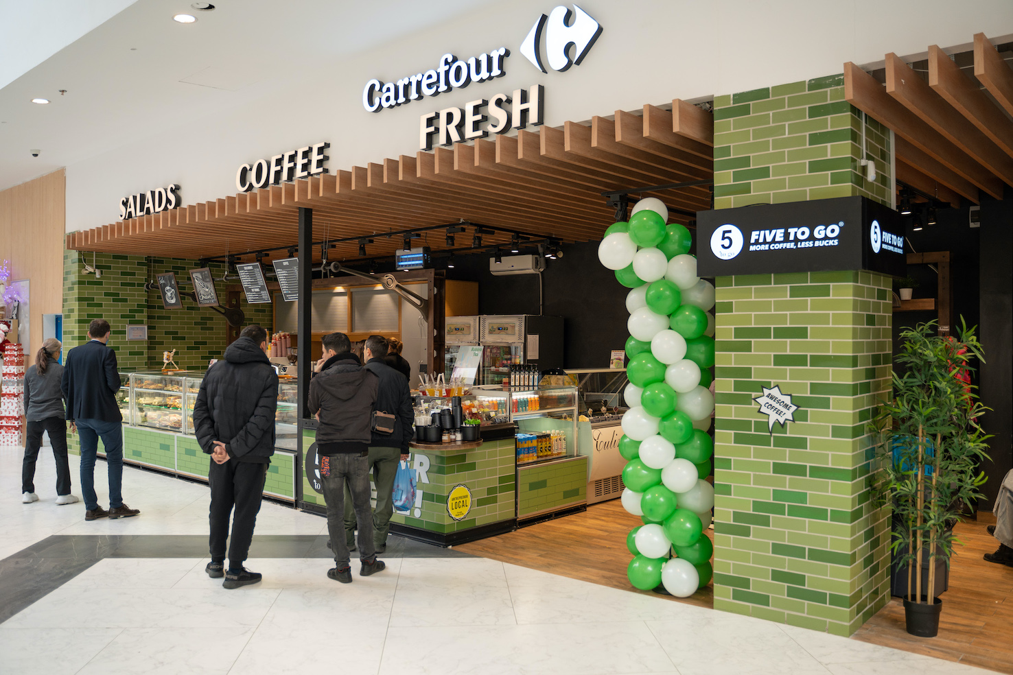 5 to go își consolidează prezența în retail
