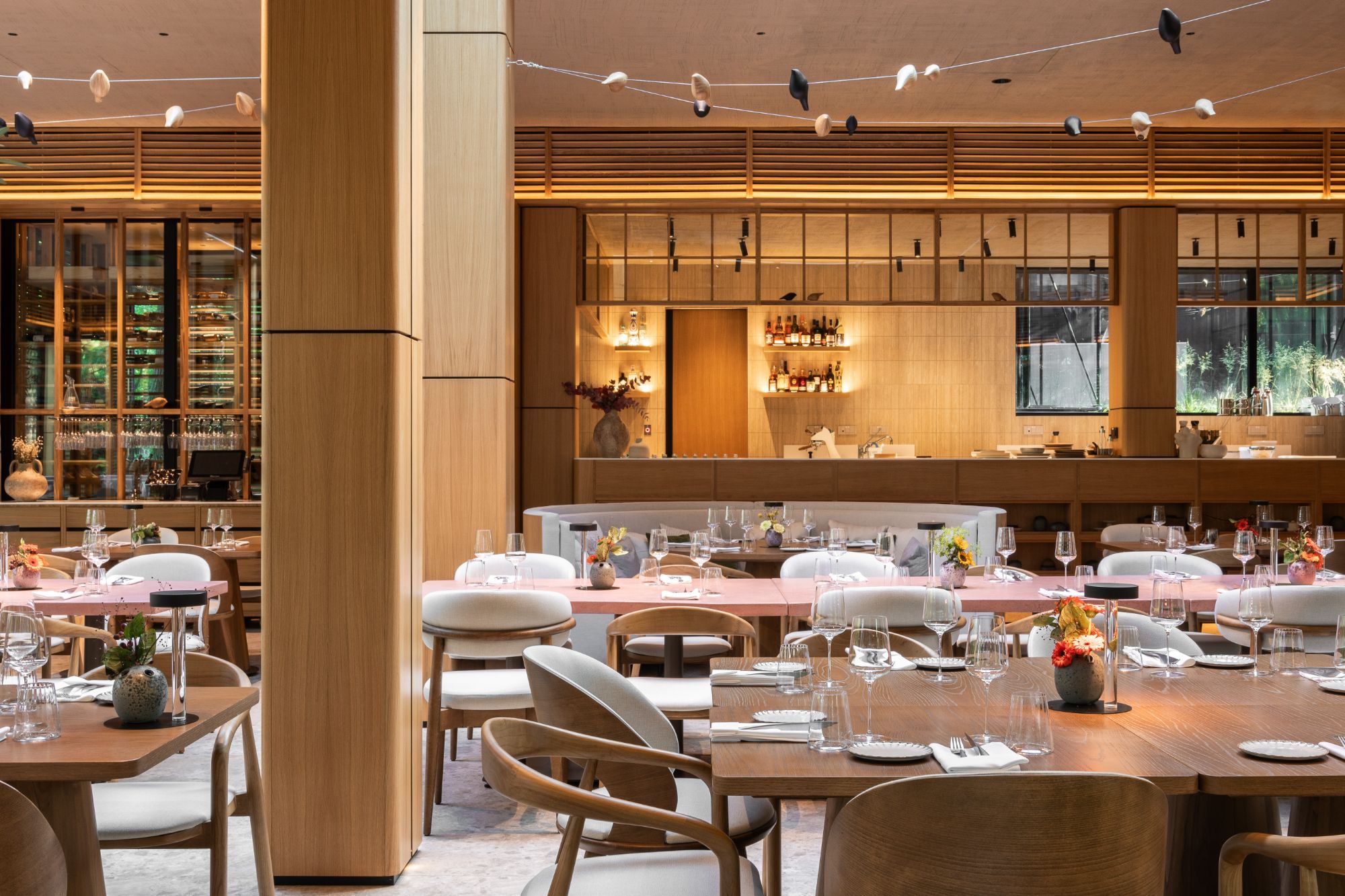 Arhitectul Victor Grosu deschide restaurantul BOSCO – Gourmet Nest, o ...